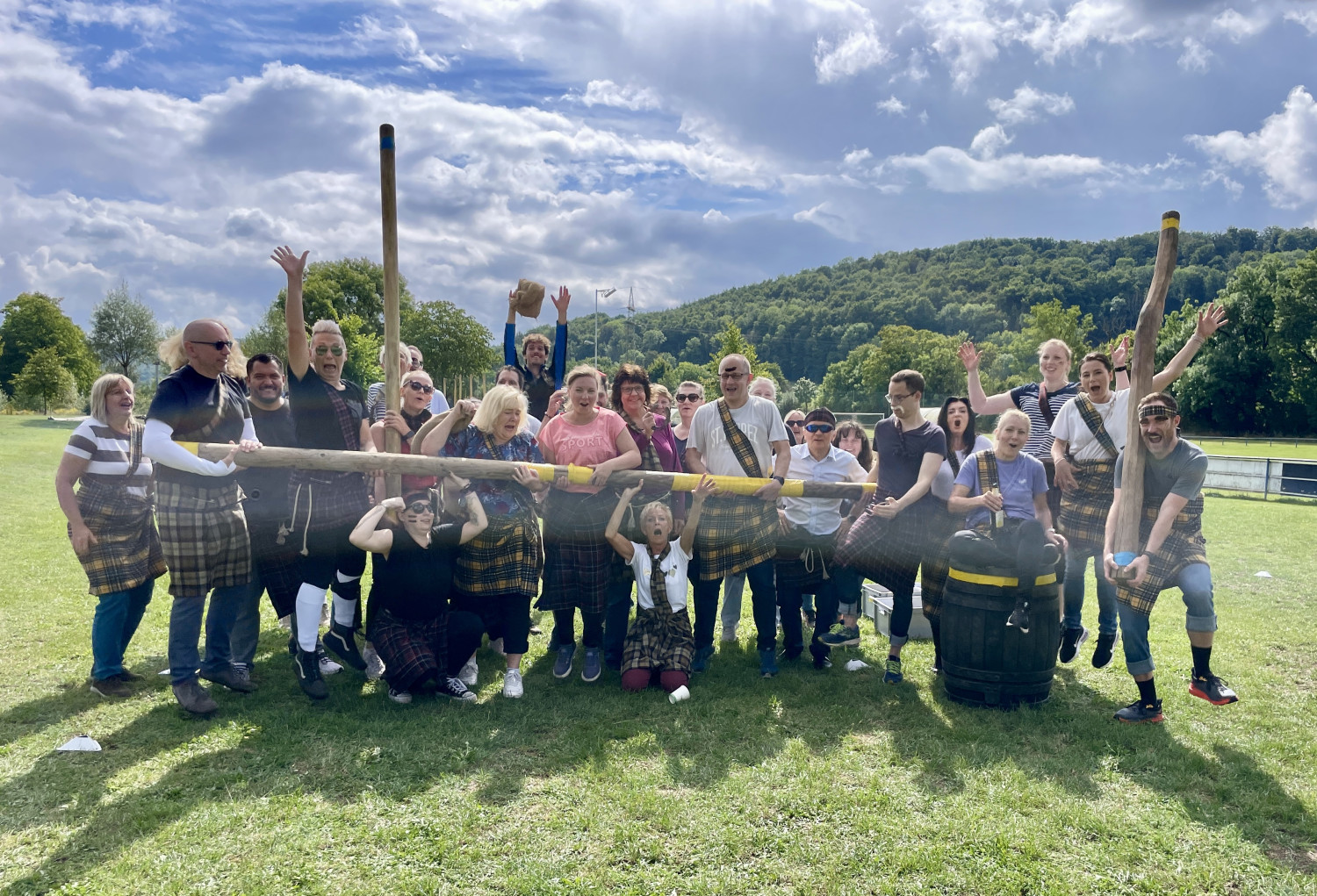 Zwischen Wartburg und Highland Games – VOIGT SALUS.-Team auf Tour ...